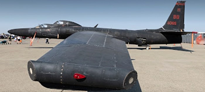 CONGRESS LIMITS DIVESTMENT, BUT FIRST U-2 IS SENT TO THE ‘BONEYARD ...